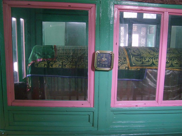 Rozabal – The Tomb of Jesus Christ in Kashmir