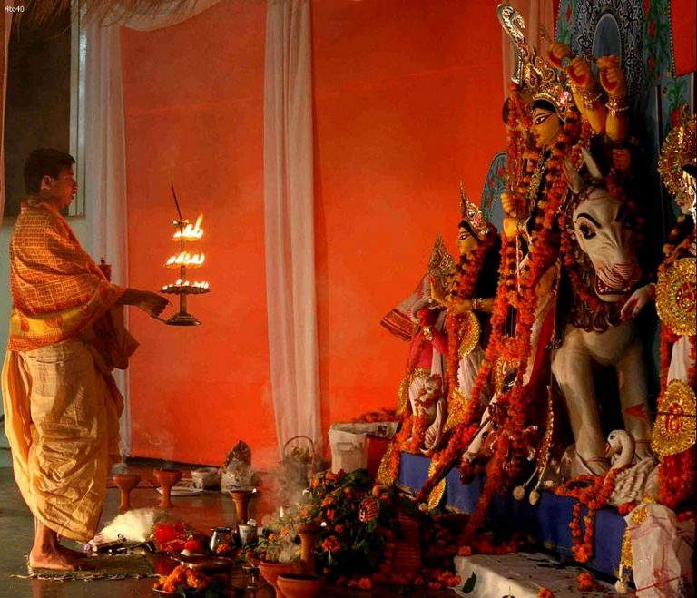 Importance of Aarthi in Hinduism