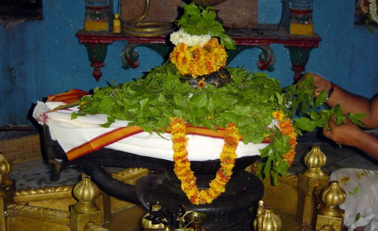 Bilvashtakam Stotram and It's Significance